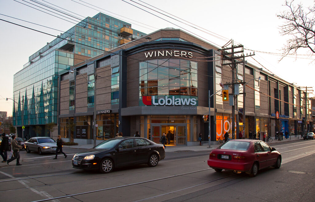 Queen + Portland | Turner Fleischer